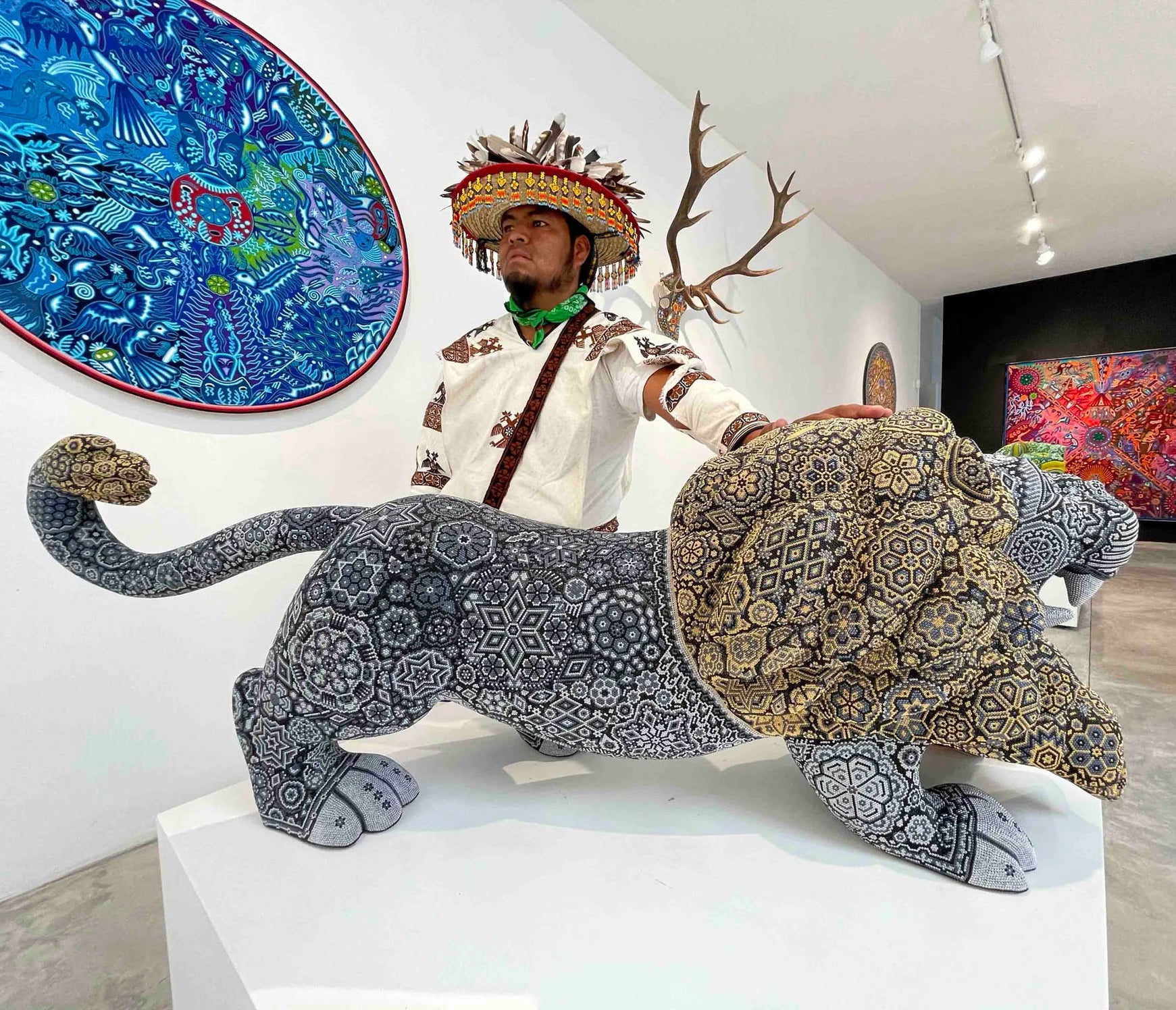 Escultura Arte Huichol - Jaguar alado con serpiente - Tatewari - Arte ...